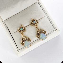 Elegant Vintage Earrings Collection | Vintage Times
